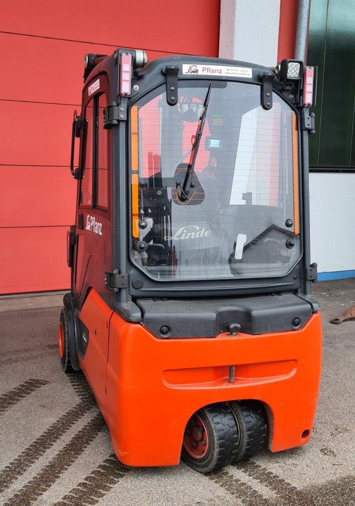 Linde E20L-02 - Pflanz Gabelstapler