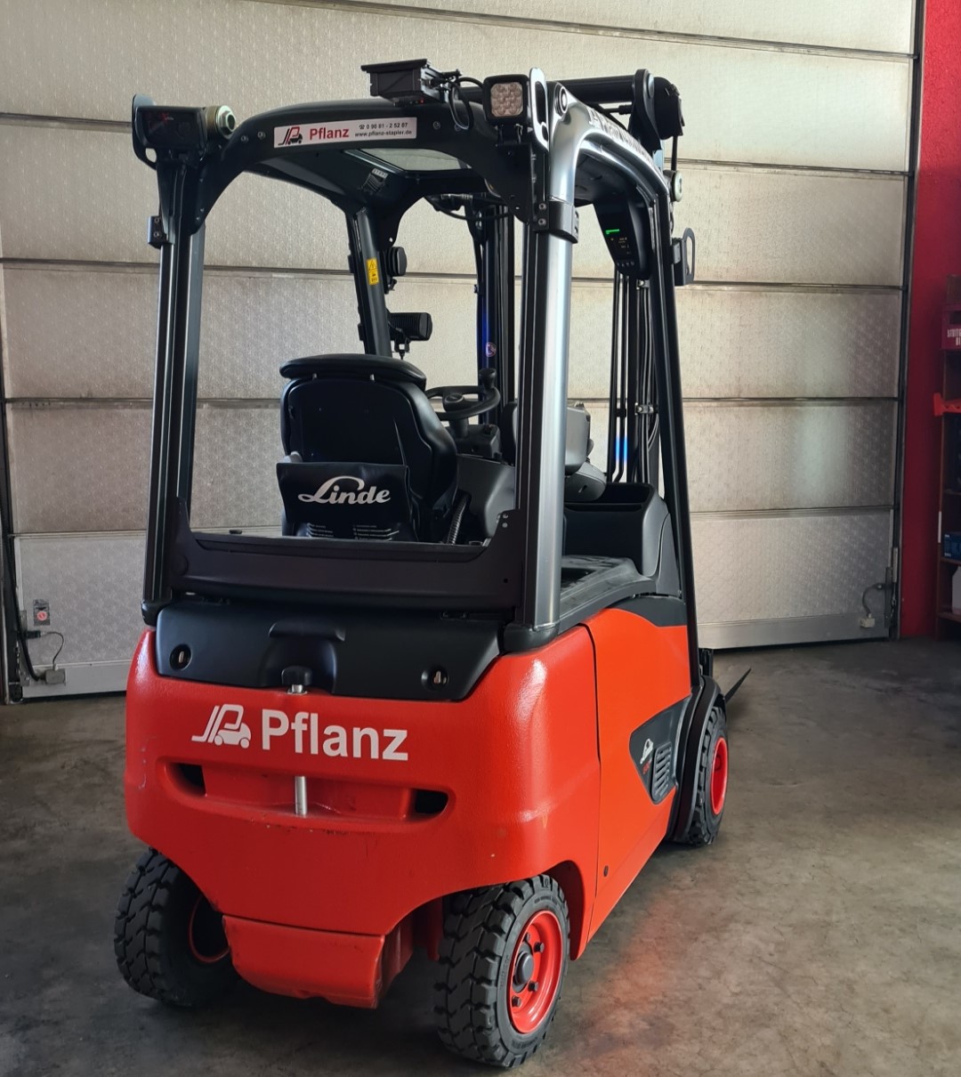 Linde E20 PH-02 EVO - Pflanz Gabelstapler